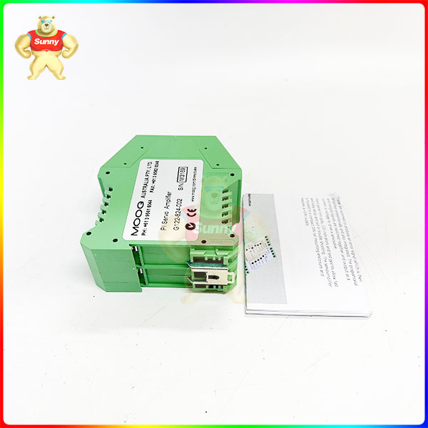 MOOG G122-824-002 servo amplifier - MOOG