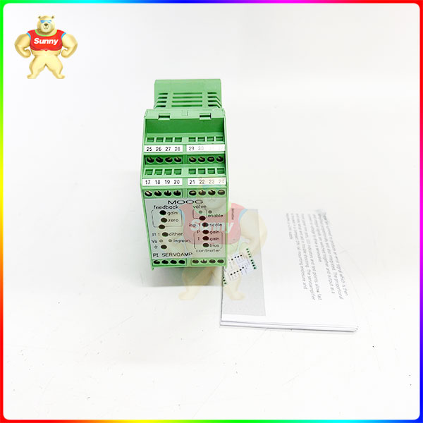 MOOG G122-824-002 servo amplifier - MOOG